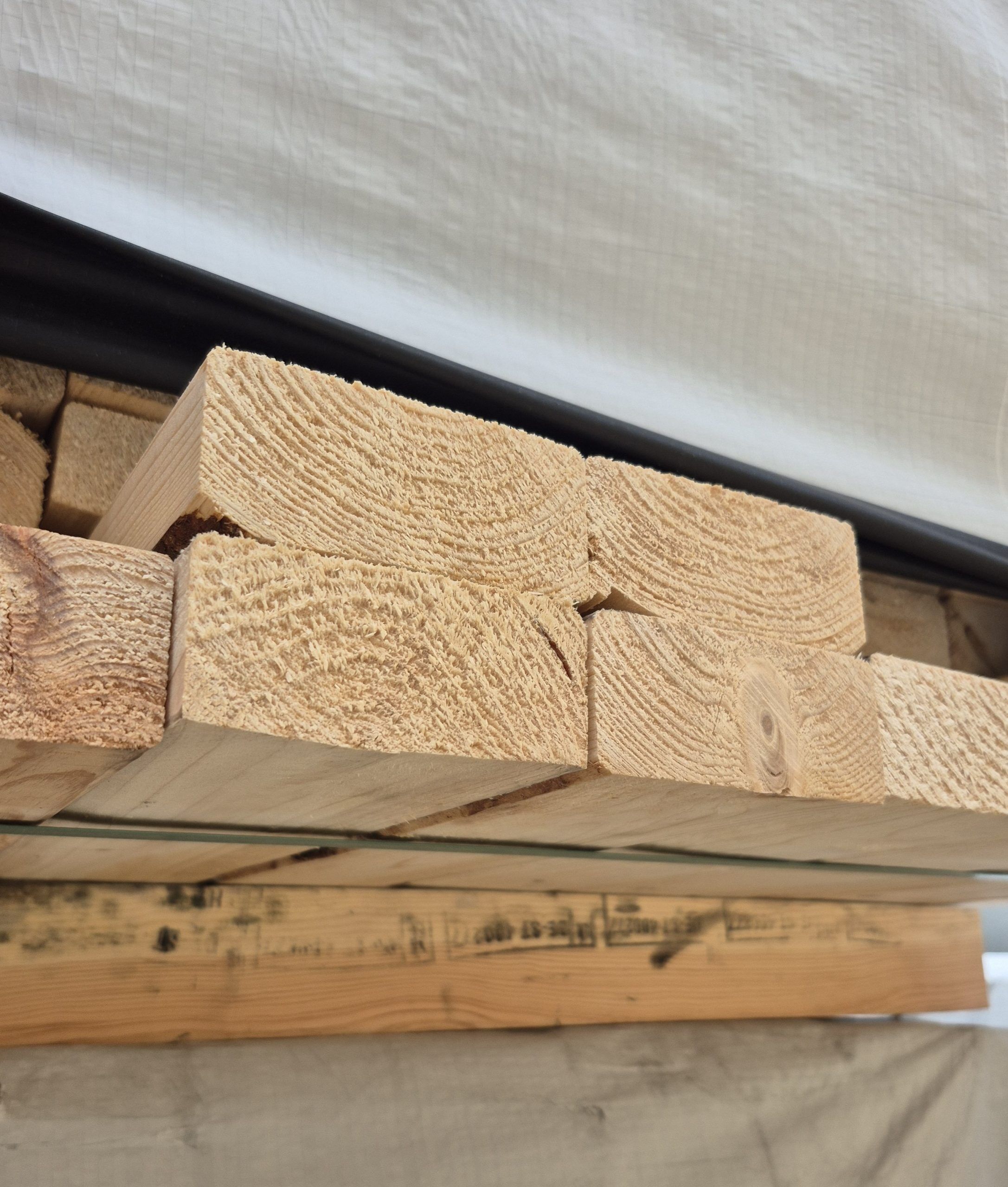 Vuren balk geschaafd SLS 38x89x4880 mm